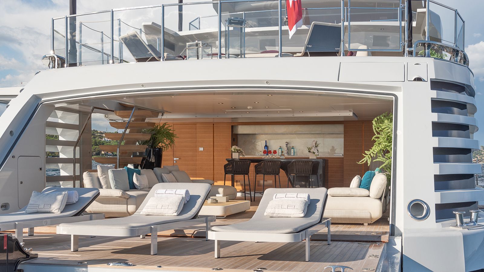 The new design trends shaping superyacht beach clubs
